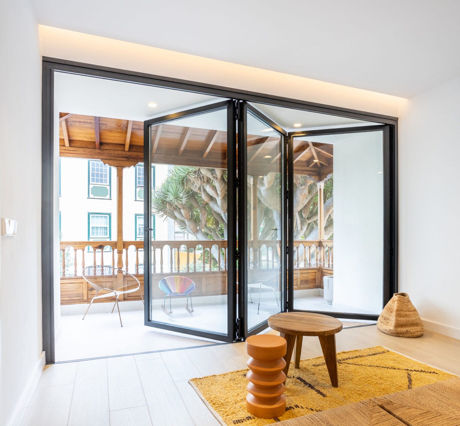 Trade windows & door supply Emplas | Trade window manufacturer